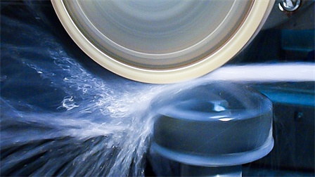 5-Axis Lens Grinding Machine: 5-150 mm Optics | OptiPro